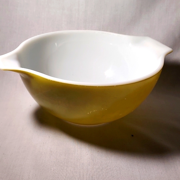 Vintage Pyrex Green | Kitchen | Vintage Pyrex Bowl Lime Green 12 Quart ...